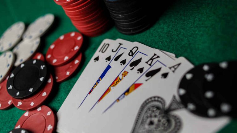 Royal Flush Meaning – The Strongest Possible Hand in Poker